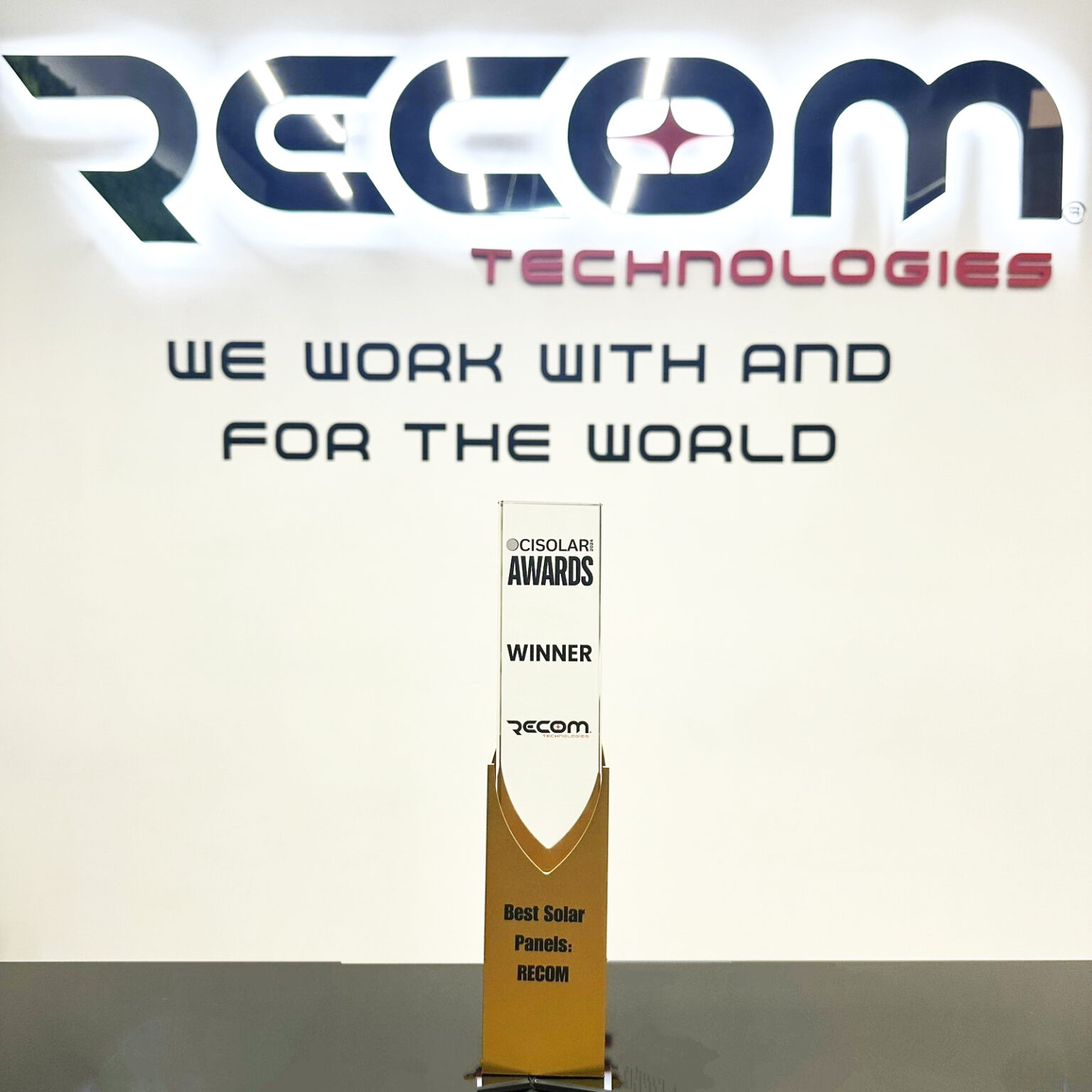 Recom Technologies has been honoured with the "𝗕𝗲𝘀𝘁 𝗦𝗼𝗹𝗮𝗿 𝗣𝗮𝗻𝗲𝗹" award ...